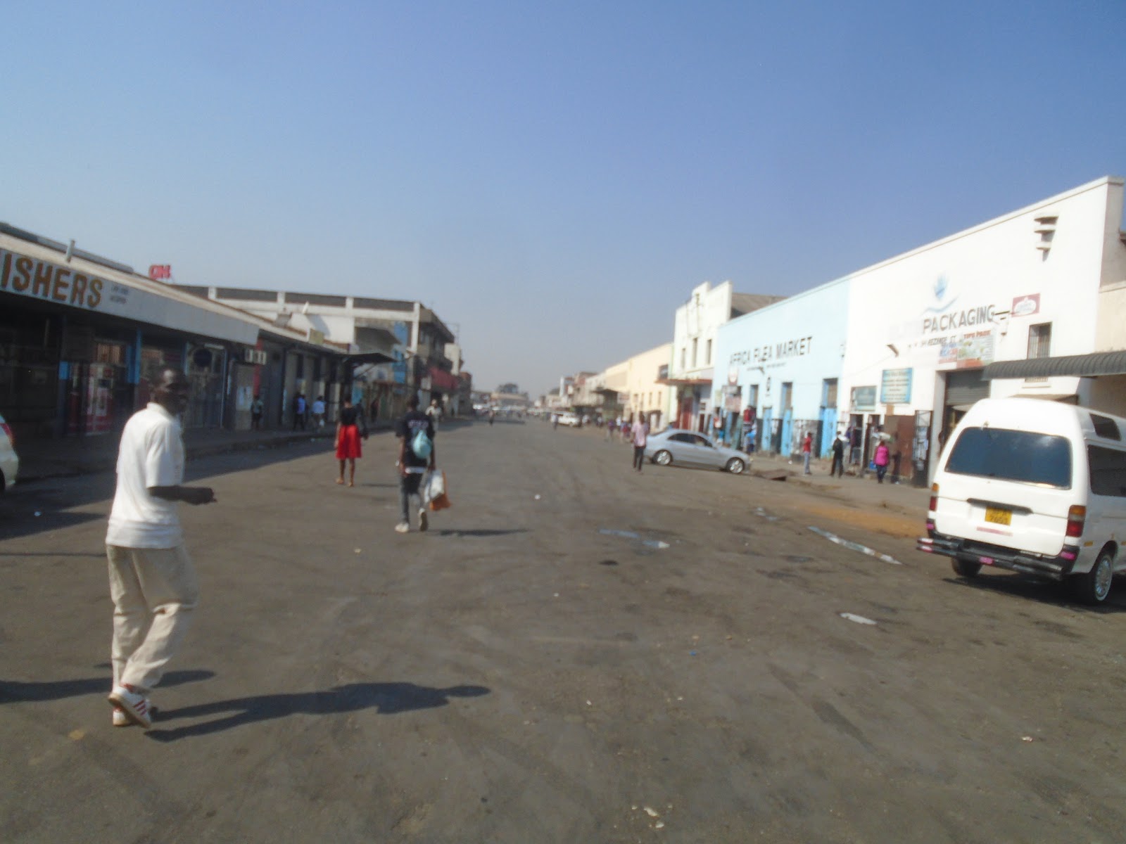 Panosangana Julius Nyerere Street naRobert Gabriel Mugabe Road muHarare.