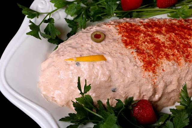 An Eat'n Man: Smoked Salmon Mousse in Mold