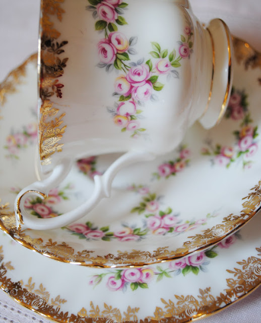 Artful Affirmations: Tea Cup Tuesday-Romantic