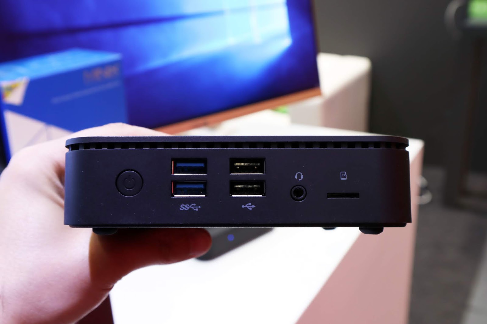 FanlessTech: MINIX finally gets it