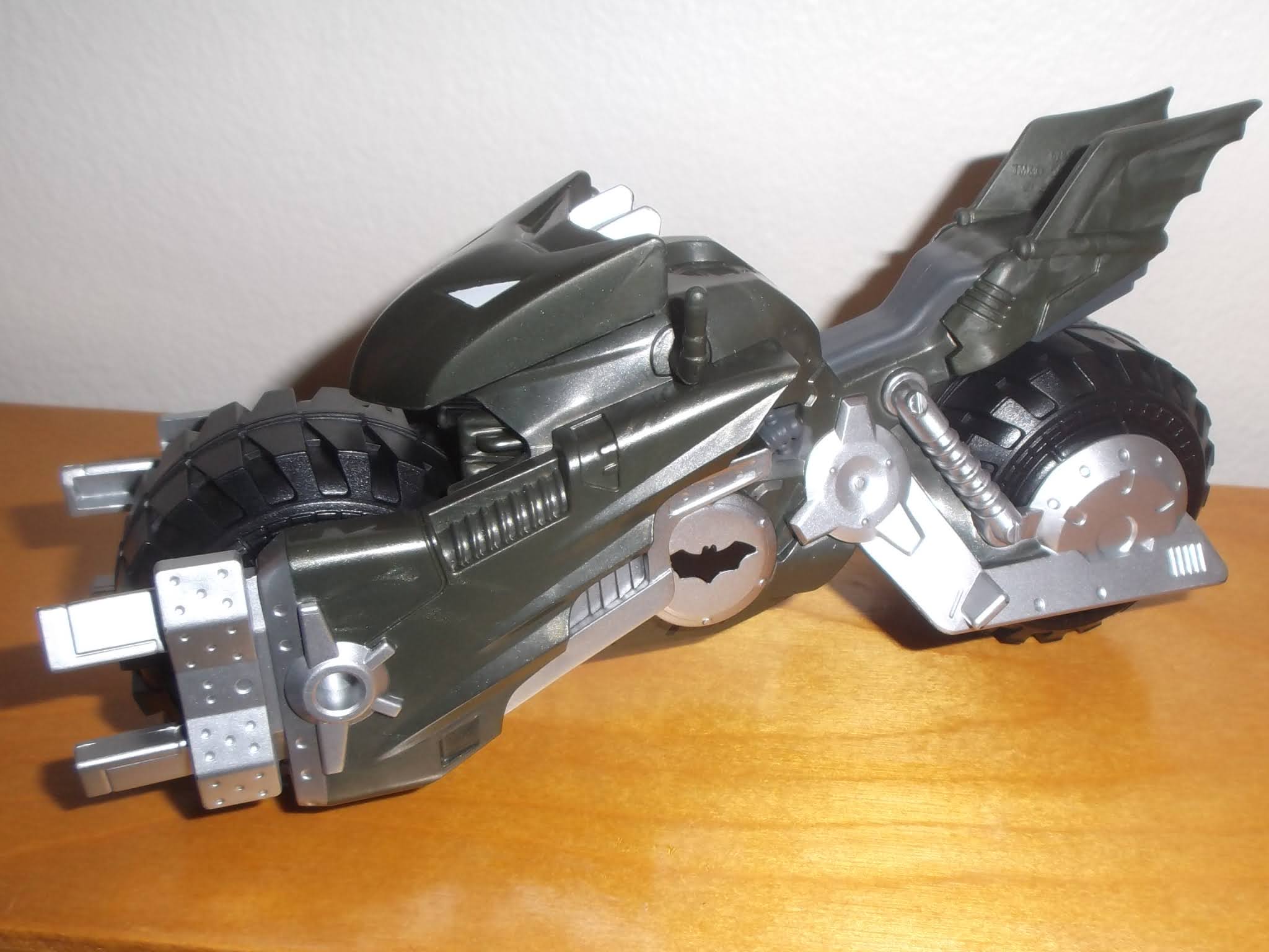 2 Minute Toy Break!: DC Spin Master - Batcycle Playset