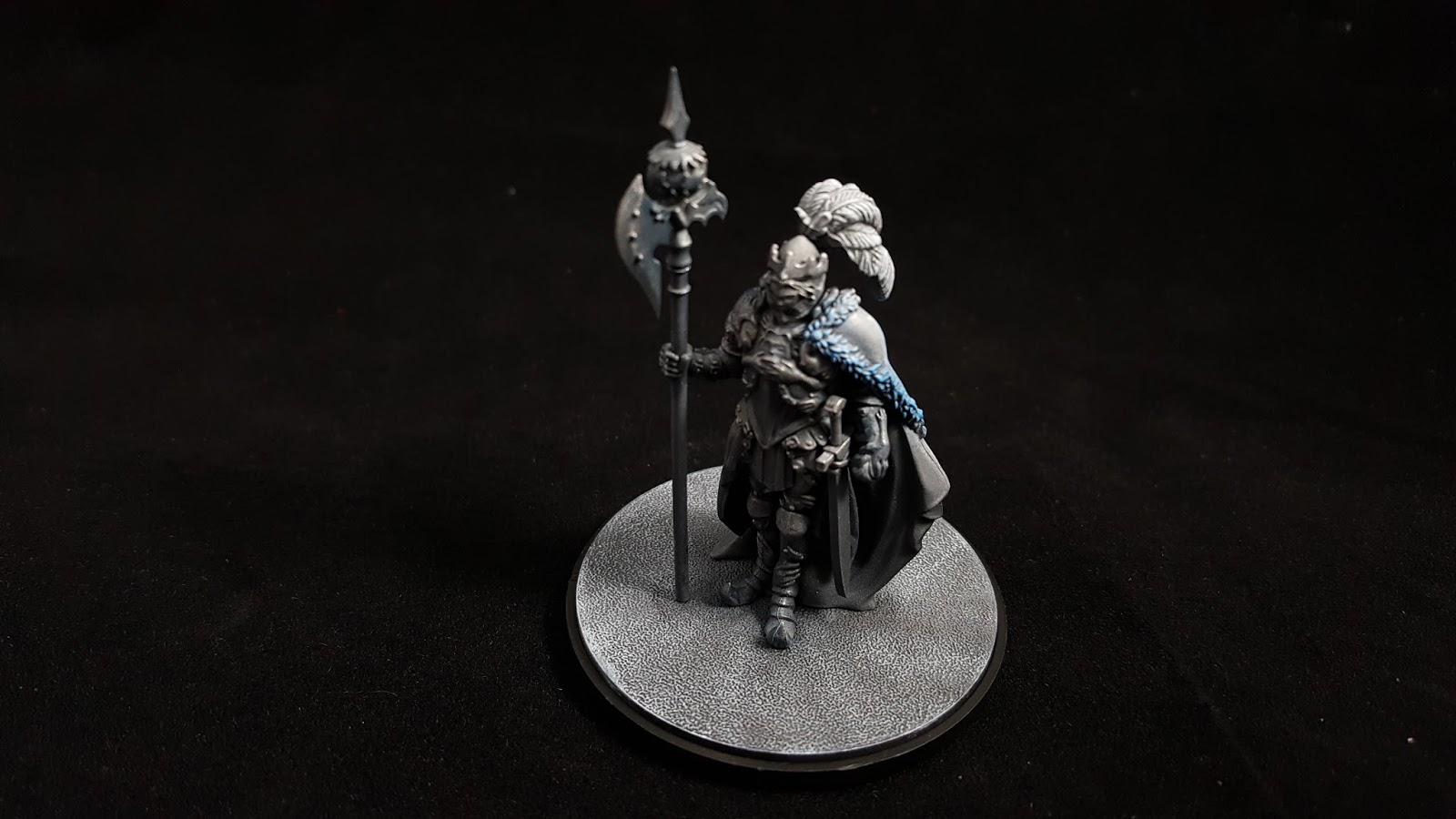 House of Zoxe: Hot off the Desk: KDM King's Man and the Hand