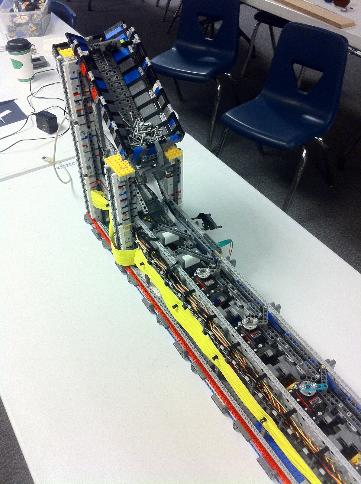 Jaguar's Spot: Lego Tetrix Nuts and Bolts Sorter