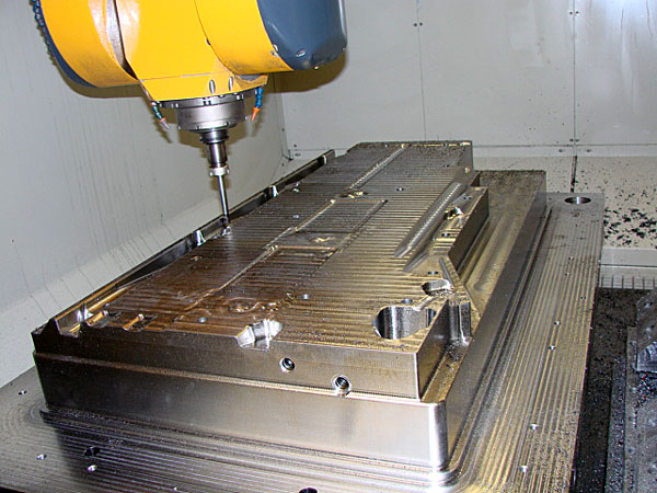 Breton Matrix e Flymill: le macchine ideali per lavorare gli stampi ...