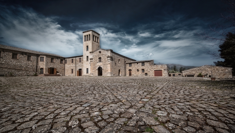 BLUFI (Palermo) - UNA PICCOLA OLANDA IN SICILIA… IL PAESE DEI TULIPANI