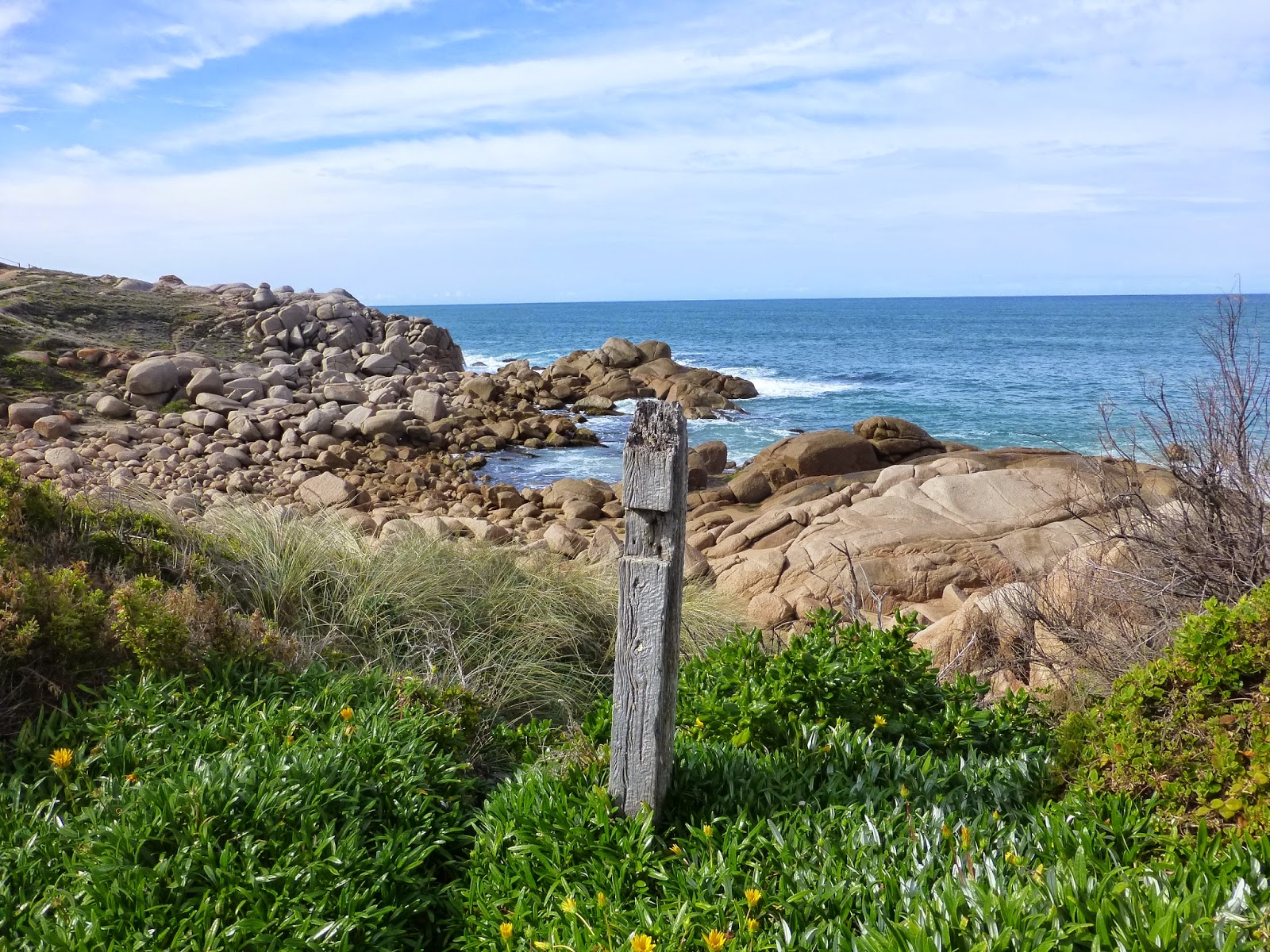 Back Valley seasons: Rocks