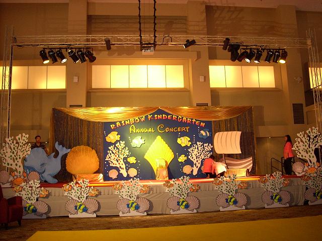 Nina & Nazri's Biz: School Concert Backdrops & Props