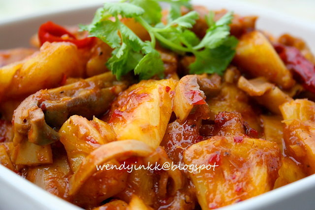 Table for 2.... or more: Pig Stomach with Pineapple and Chillies - MFF ...