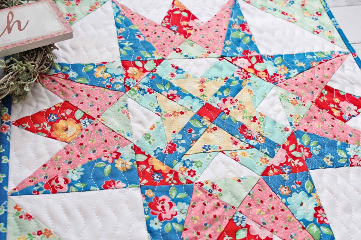 Harlequin Mini Quilt PDF Pattern - Threadbare Creations