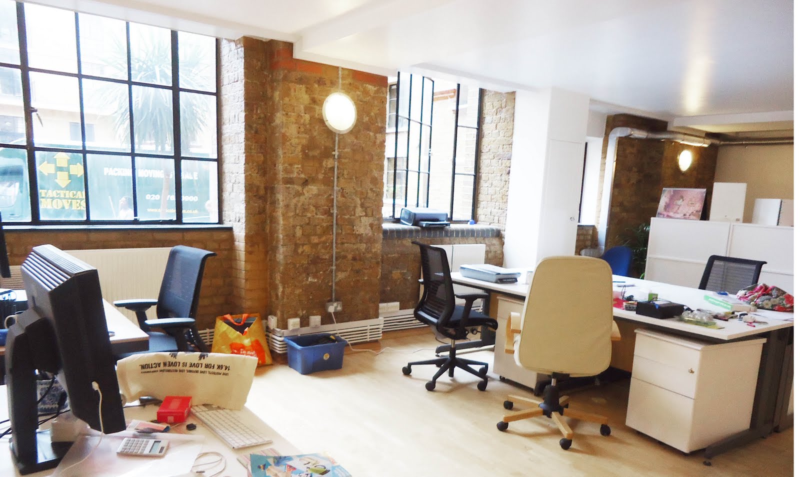 Desk Rental Dalston London: Desk Rental in Dalston / Rent a Desk in ...