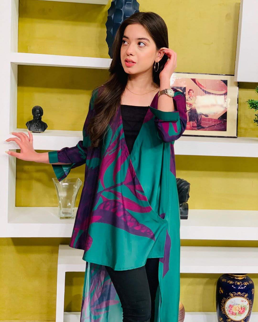 Arisha Razi Awesome Throwback Pictures | Daily InfoTainment