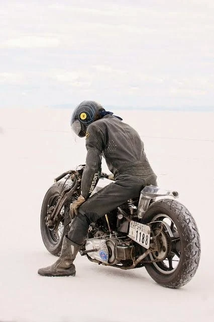 Mercenary Garage - Custom Bike, SciFi & Punk Engineering Blog: Salt Racer