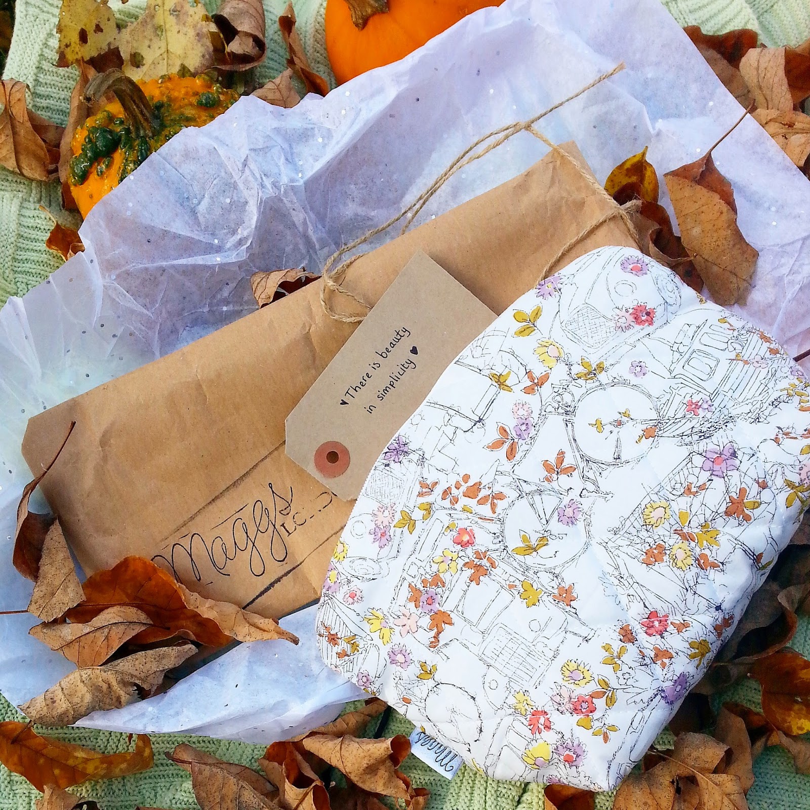 Unwrapping & Review of 'The Fair One' -- a handmade makeup bag by ...