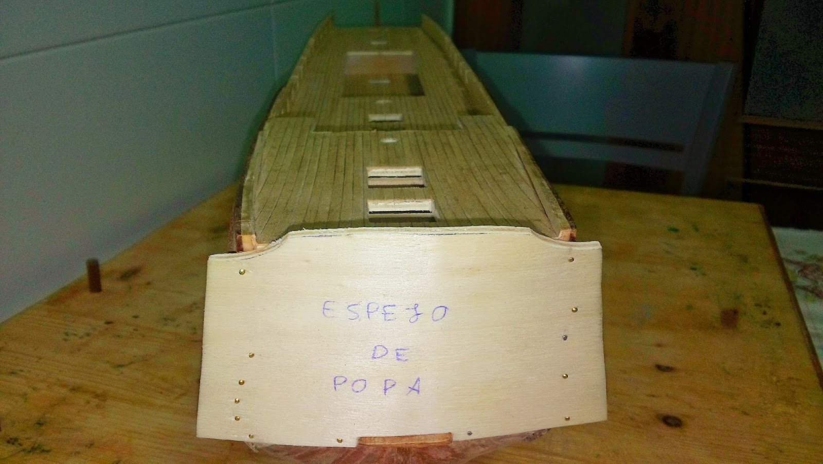 Artesanía naviera: SANTÍSIMA TRINIDAD -8- Espejo de popa y refuerzos de ...