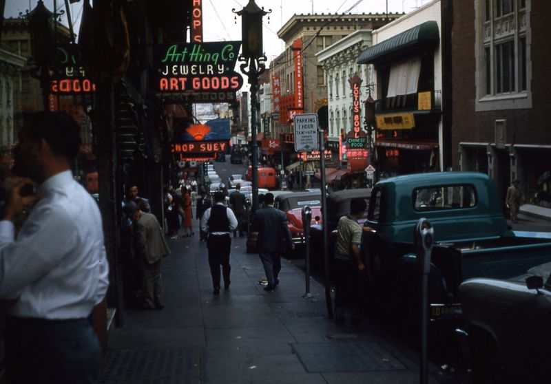 Amazing Color Pics Capture Street Scenes of San Francisco in the 1950s ...