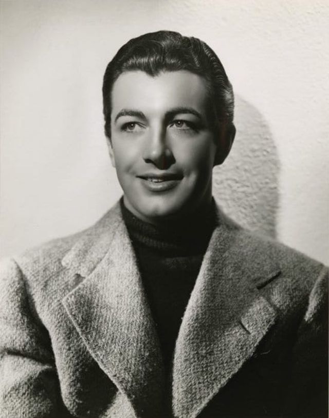 Fabulous Portrait Photos of a Young and Handsome Robert Taylor in the ...