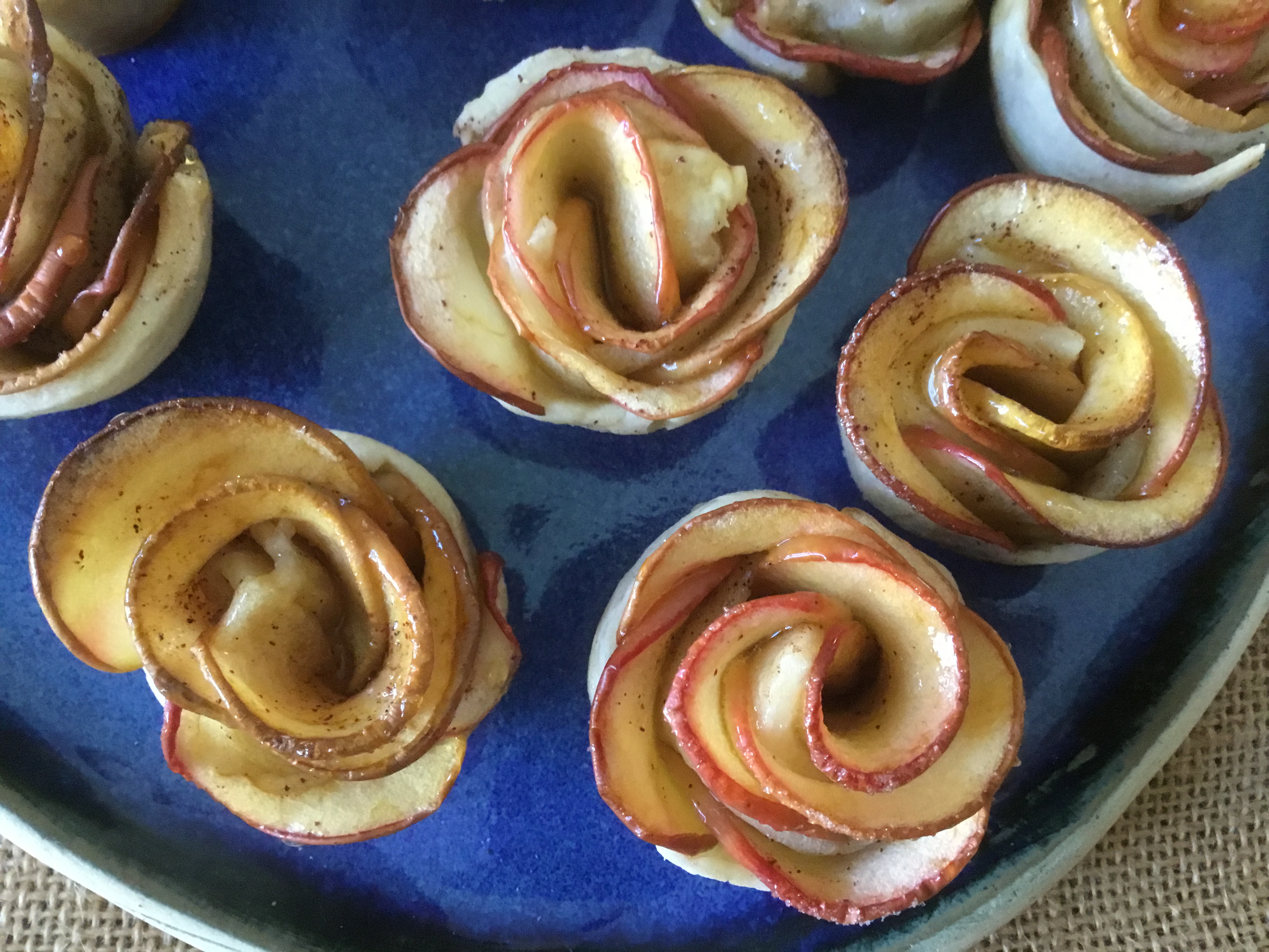 Home on my Range: Apple Rosettes