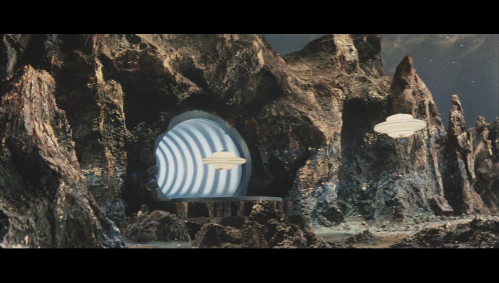 Realm Of Retro : MONSTER ZERO (1965)