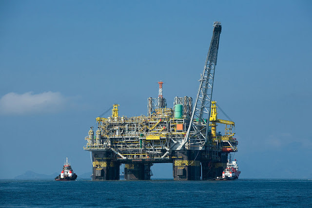 David Nealis: The Definition of an Offshore Oil Platform