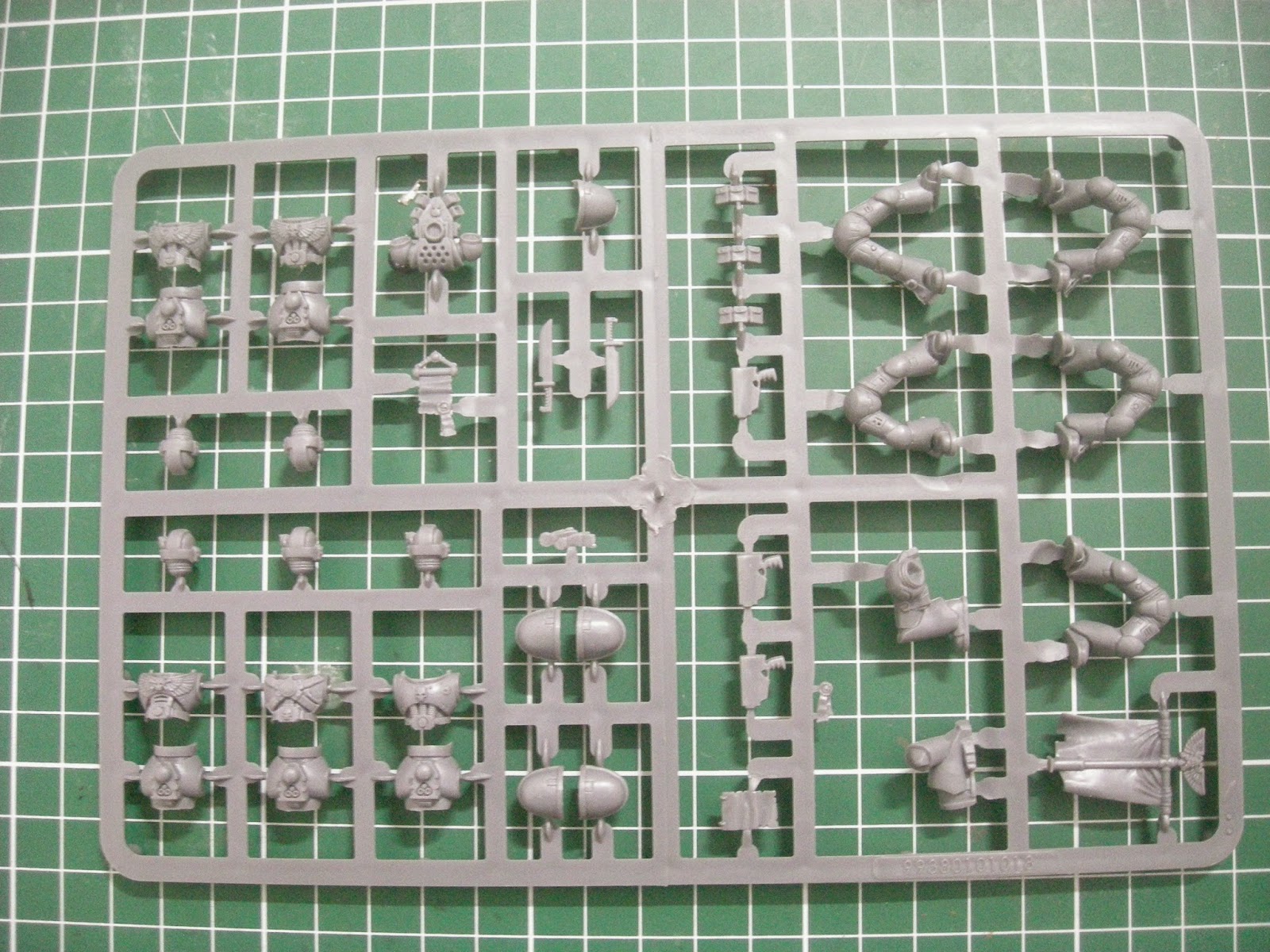 Dark Gathering: W40K Sprue List