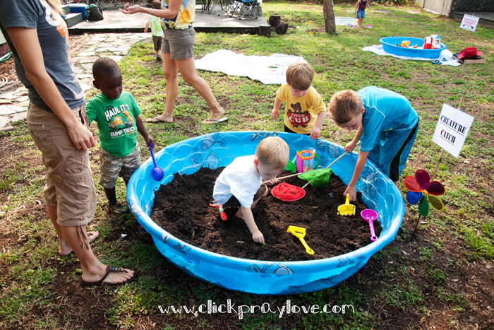 Click. Pray. Love: Outdoor Messy Play Date