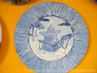 Use Your Coloured Pencils: Willow Pattern Paper Plates