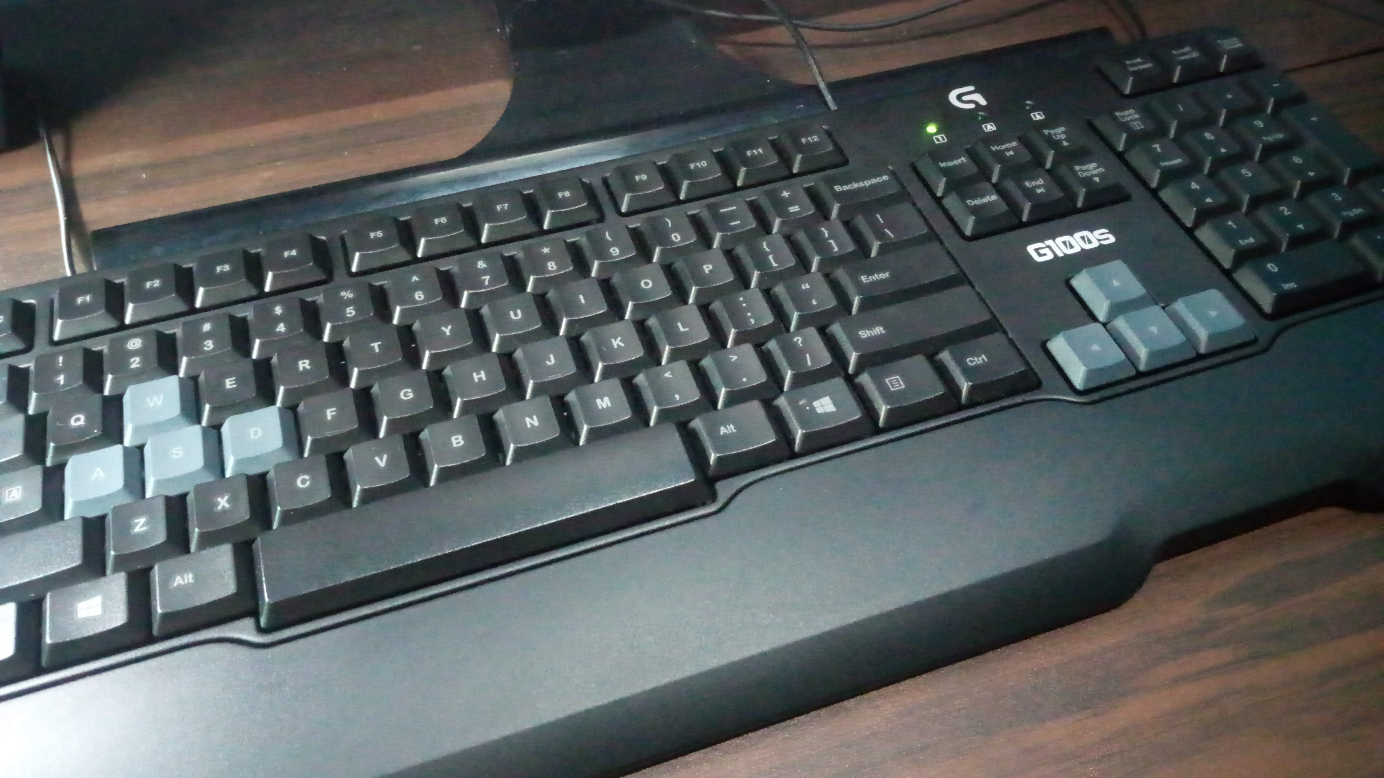 Squall Systems: Logitech G100s Gaming Combo Review