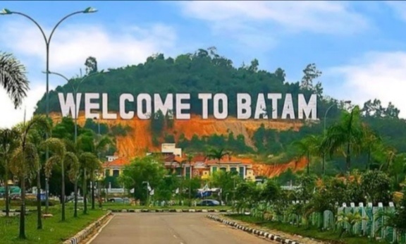√Pesona Wisata Pantai Reviola Batam