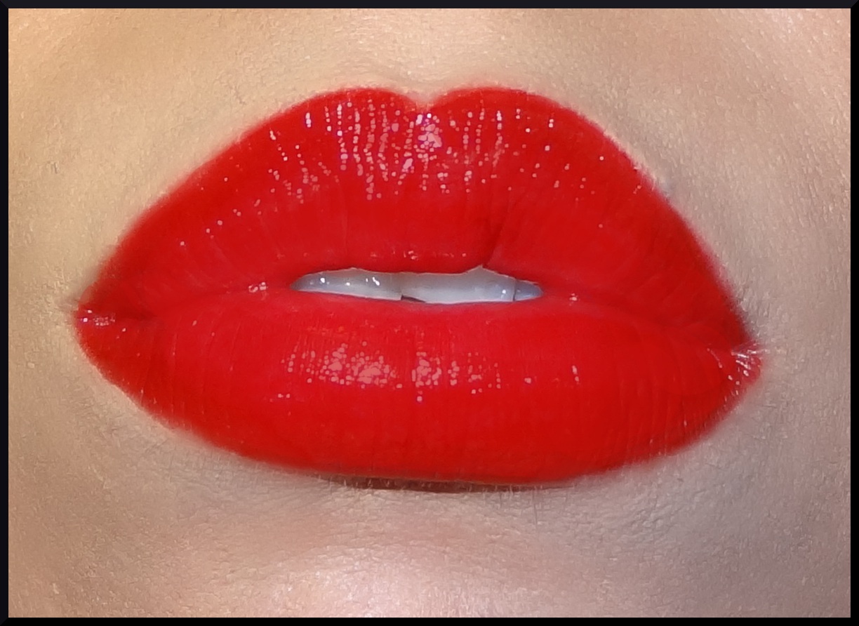 Perfectly shaped red lips - Labios rojos perfectamente delineados ...