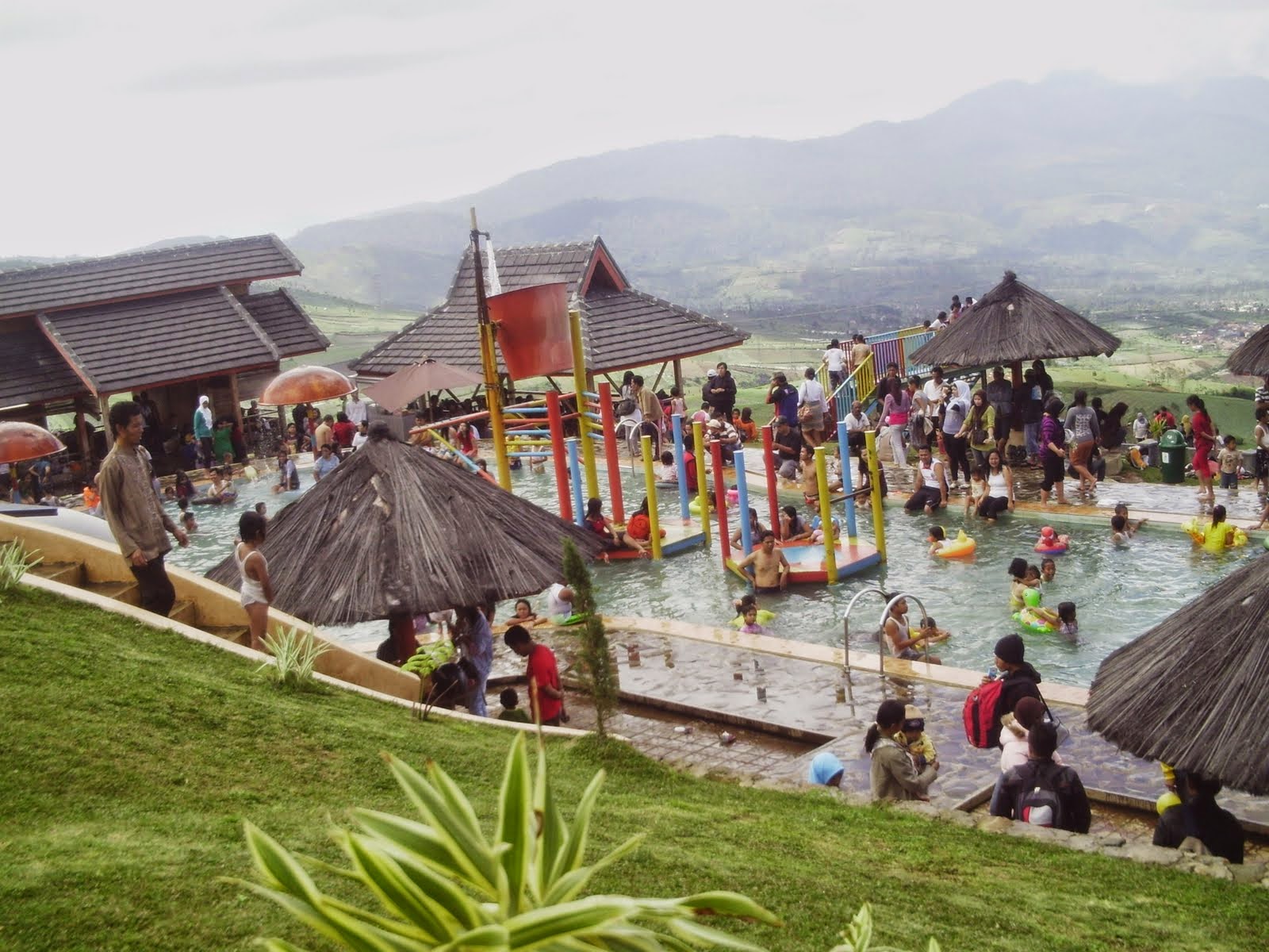 Alam Wisata Garut: cipanas darajat garut