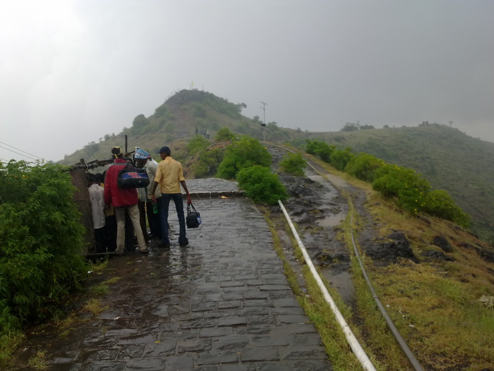 My Picnic Trip around Pune: My picnic trip around Pune - Jejuri Juna ...