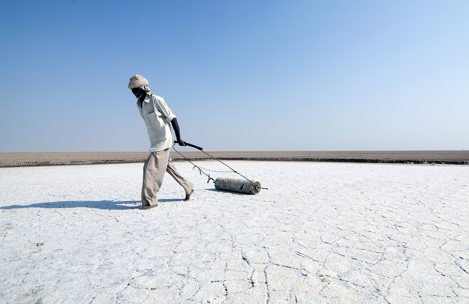 AGARIYA HEETRAKSHAK MANCH: The Salt Farmers of the Rann of Kutch, The ...