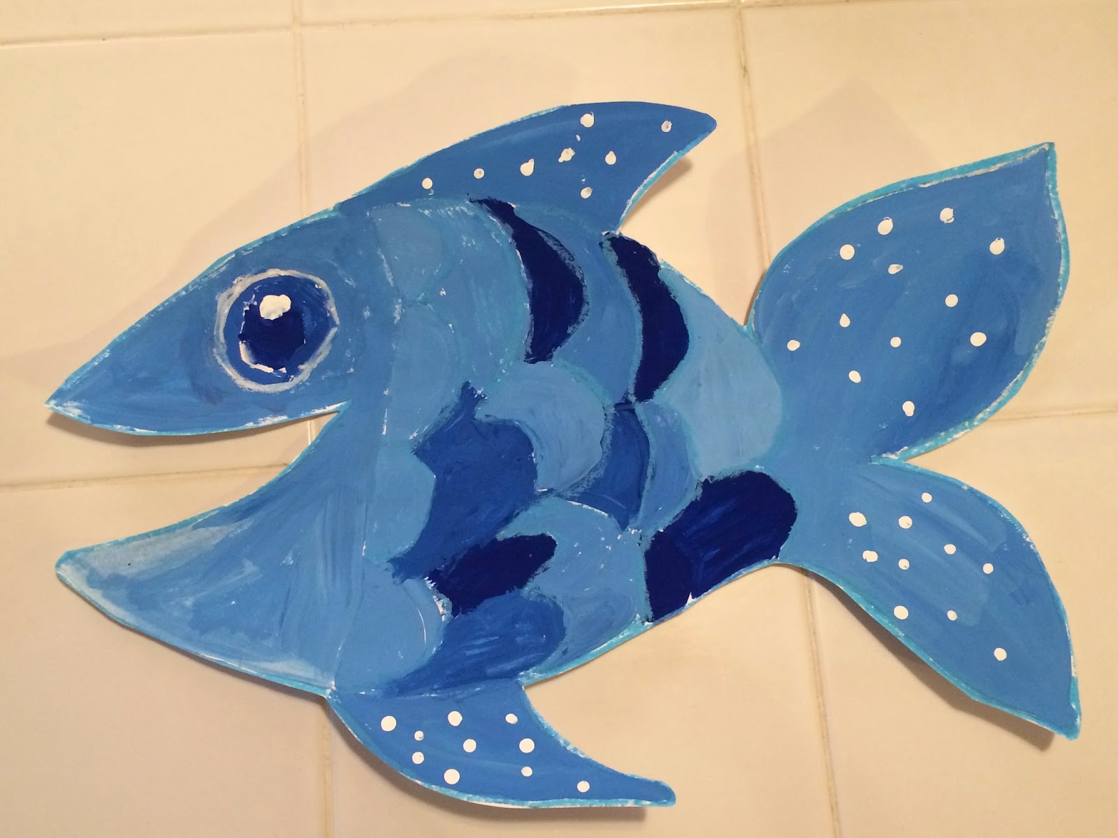 Artfully Ever After: Monochromatic Fish