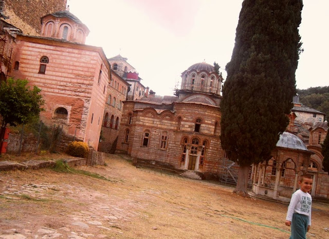 Tina thinks...: Аγιоν Оρоς - Ουρανούπολη... Hilandar i Uranopolis u ...