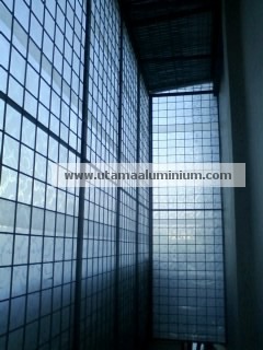 UTAMA ALUMINIUM DAN KACA: Tralis pagar canopy besi