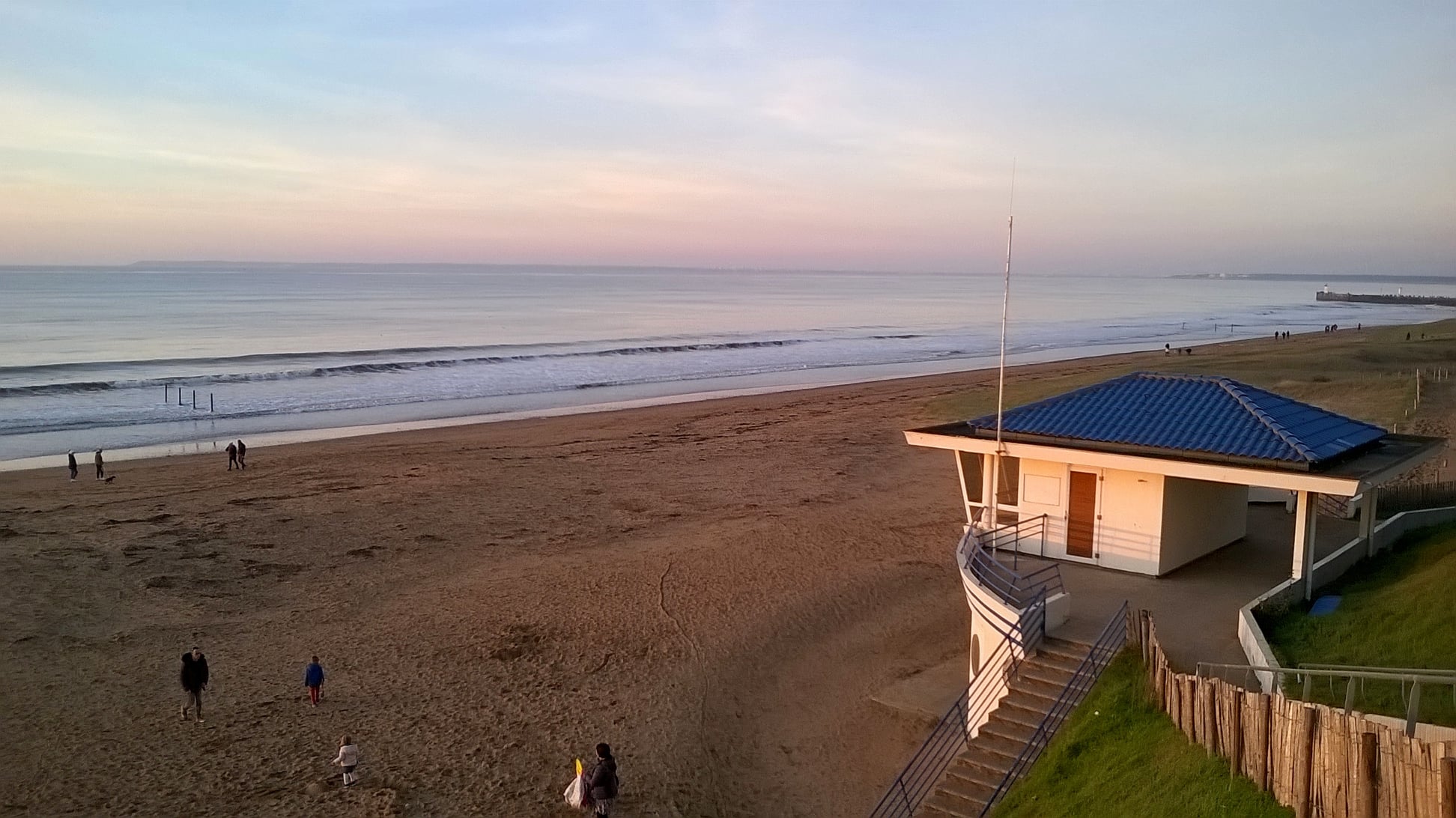 BALADE A THARON-PLAGE