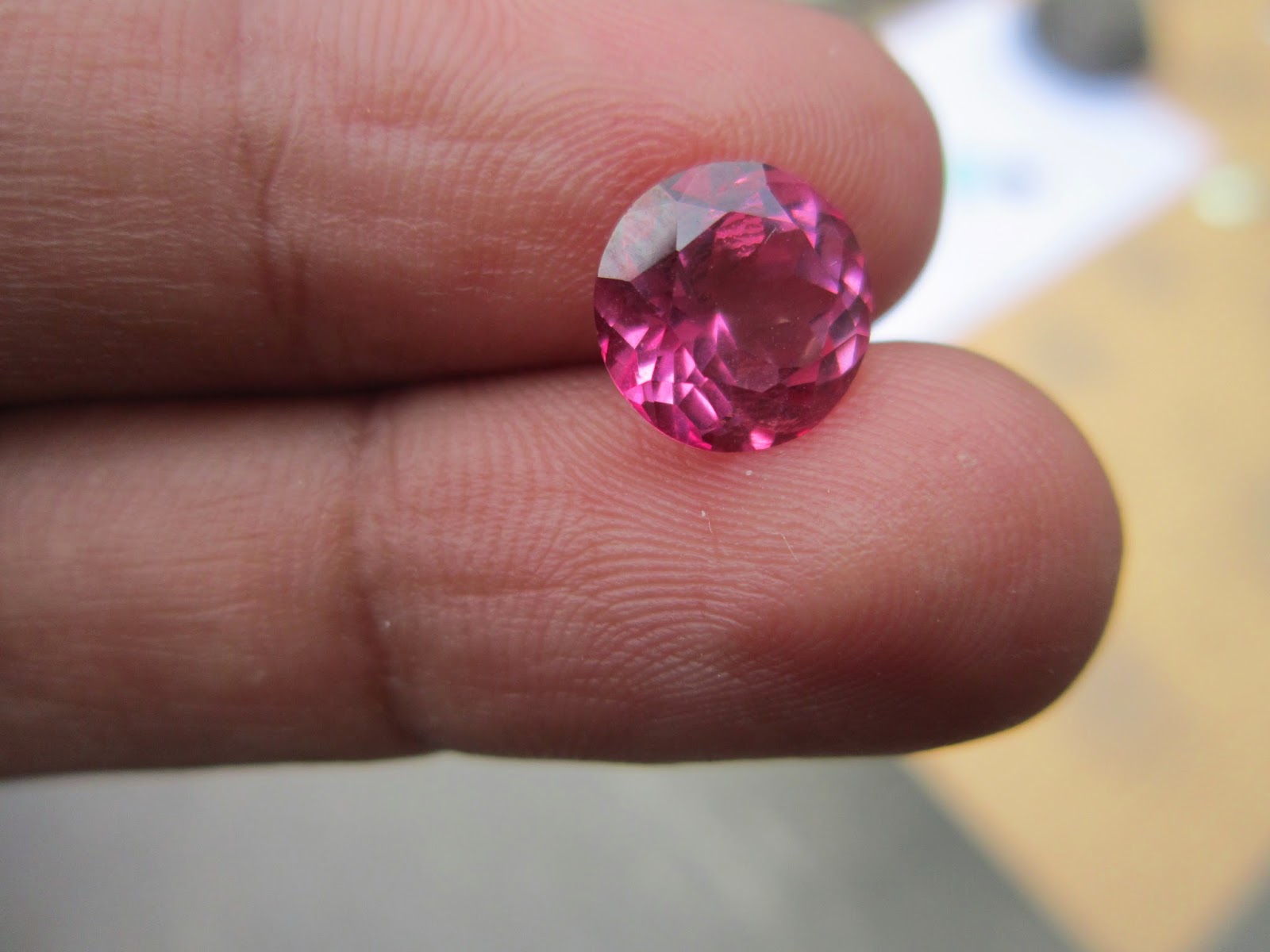 batu mulia 100 persen: Dijual Batu Permata Topaz Pink