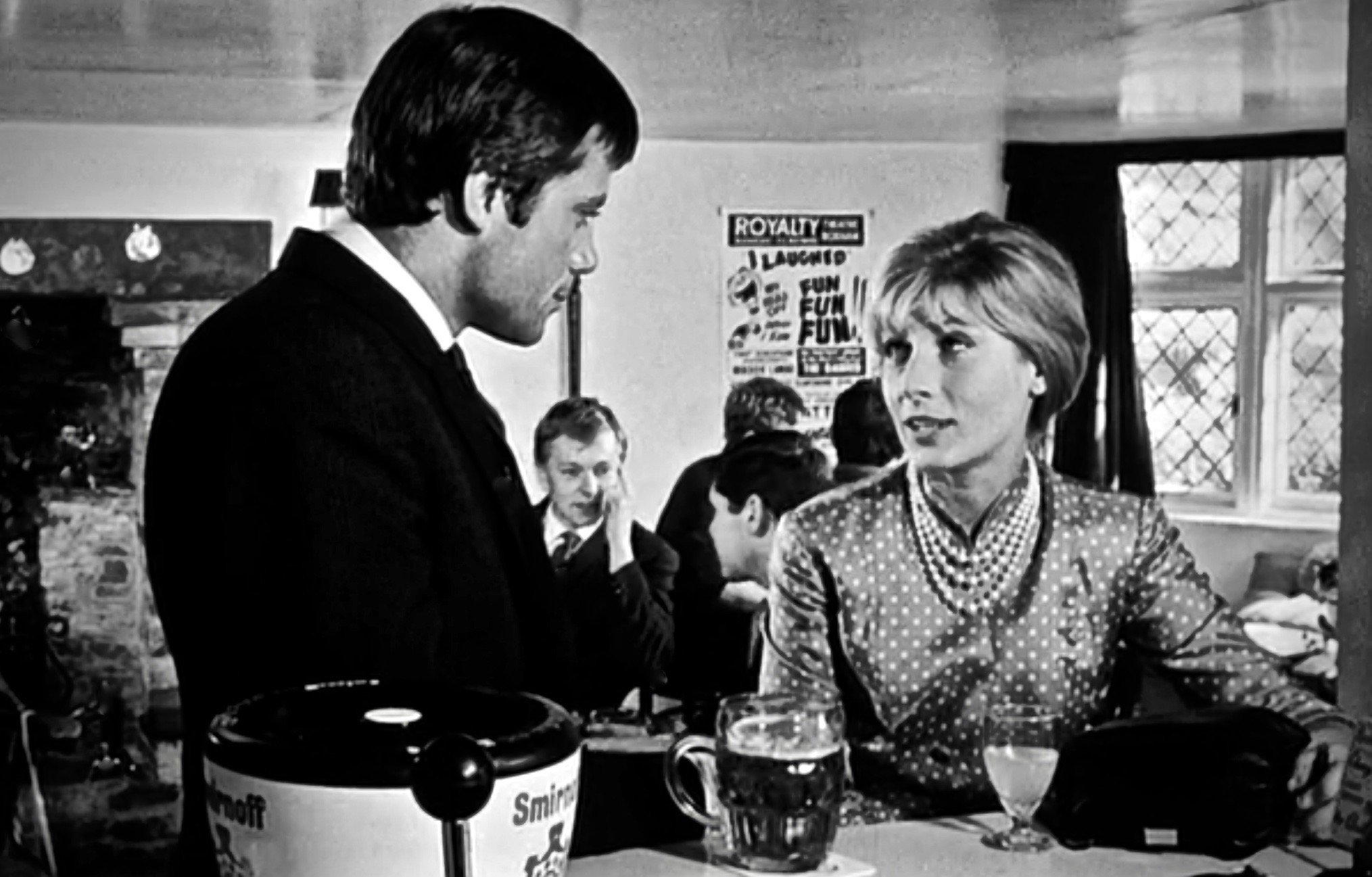 cult film freak: MICHAEL WINNER DIRECTS OLIVER REED RUNNING 'THE SYSTEM'