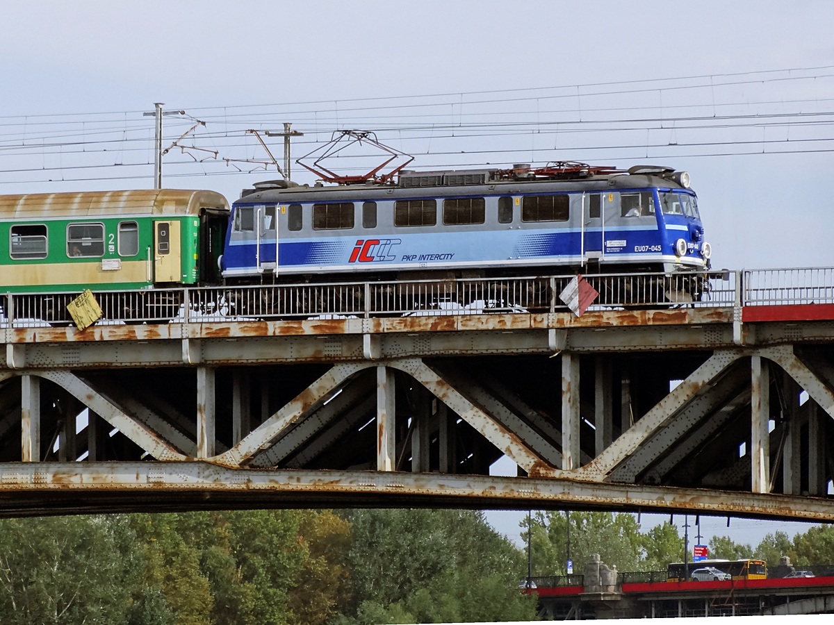 EU07-045