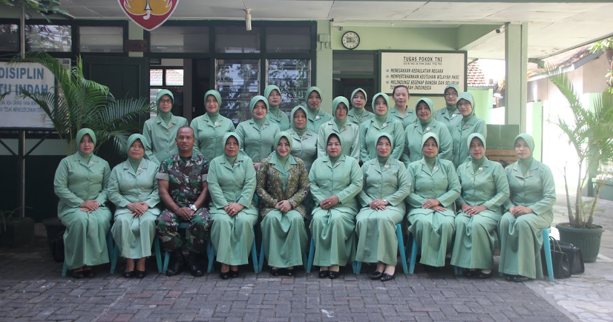 Kunjungan Kerja Ibu Ketua Persit KCK Cab.XLIII Dim 0722/Kudus ke Ranting 09 Koramil 08/Gebog ...