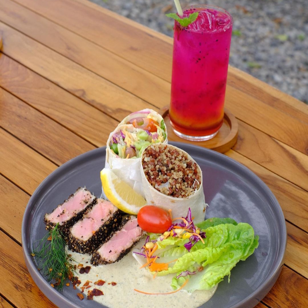 Pengilon Cafe Jogja - Review Harga Menu, Fasilitas Lengkap dan Lokasi