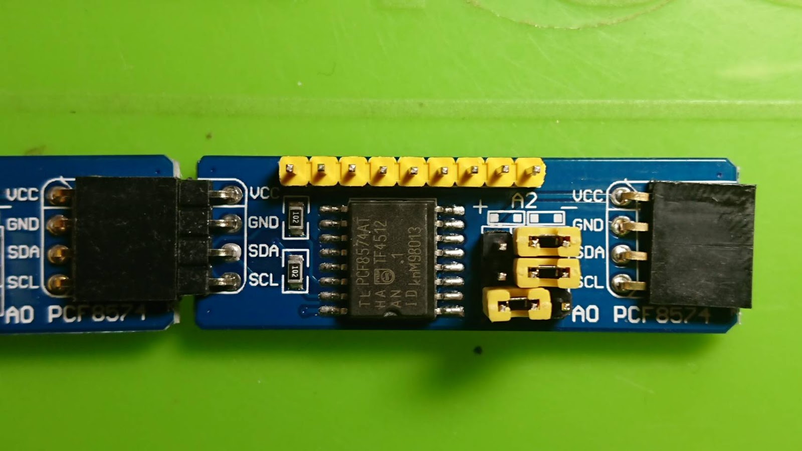 芭蕉葉上聽雨聲: [Arduino] 實做 PCF8574 模組的輸出入功能(二)