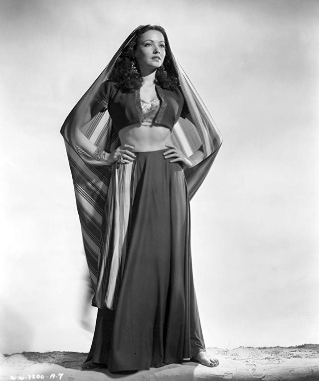 33 Gorgeous Photos of Gene Tierney During Filming “Sundown” in 1941 ...
