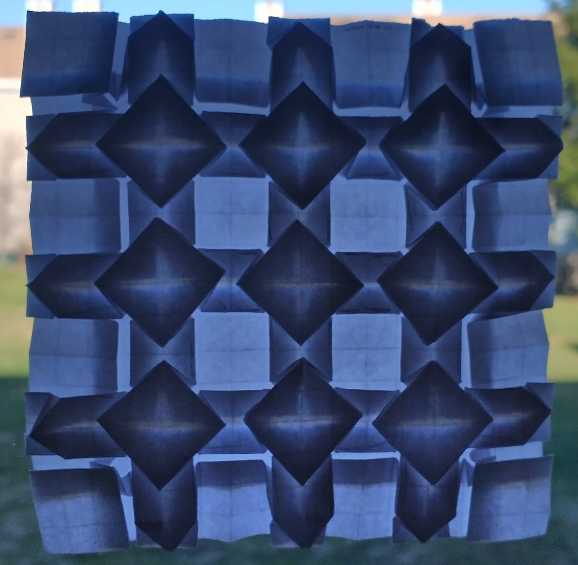 Flowing Diamonds Square Grid Tessellation