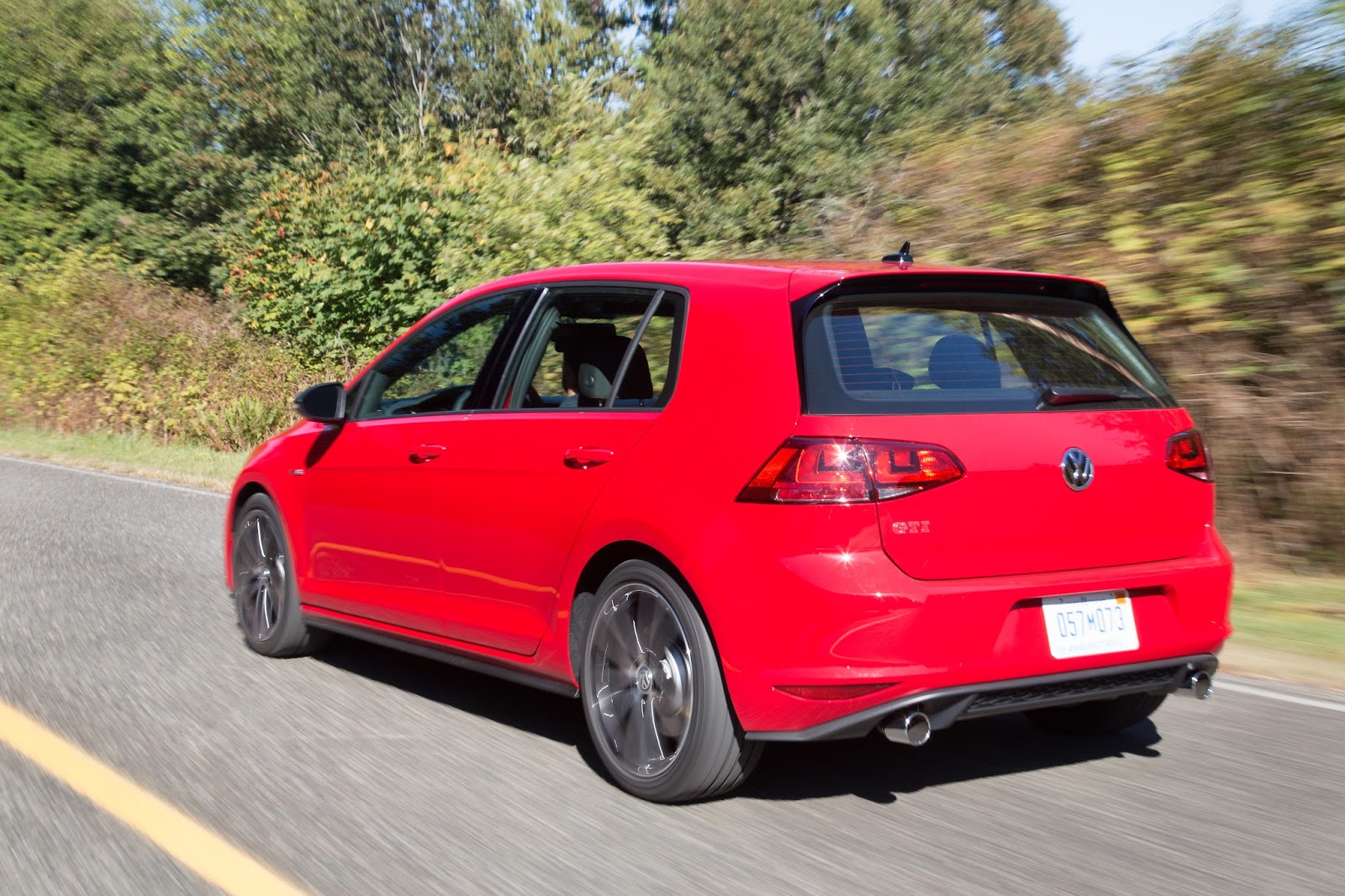 Fahrvergnugen: The 2017 Volkswagen Golf GTI S 4-Door