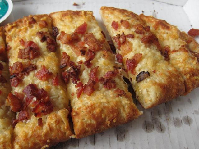 Review: Papa John's - Bacon Cheddar Stuffed Cheesesticks