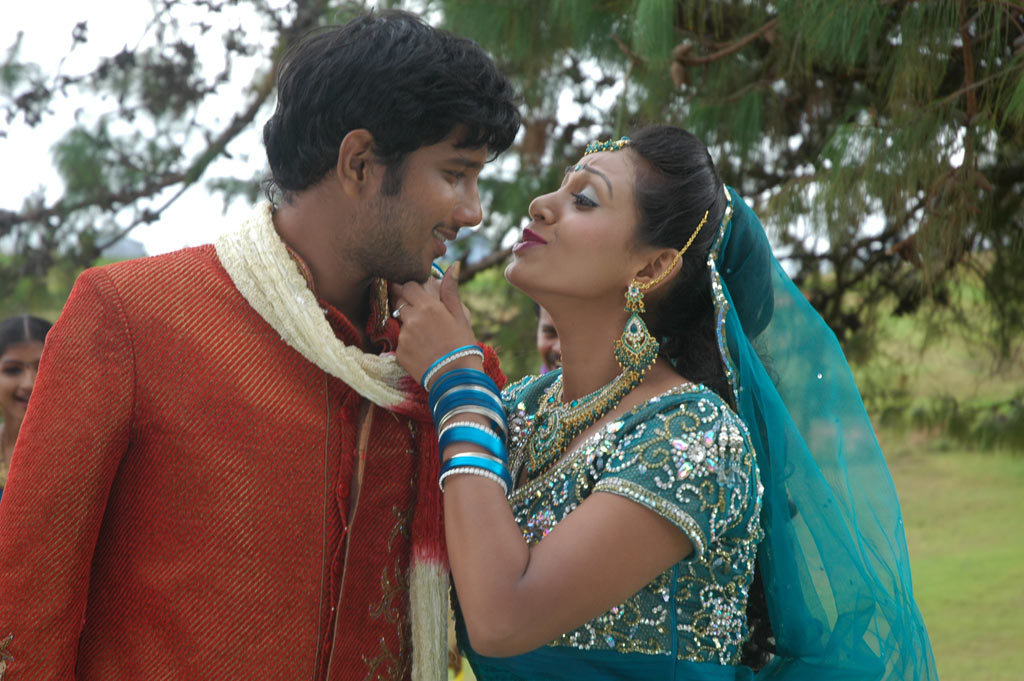 Neengatha Ennam Movie HQ Stills - Hot PHOTOSHOOT Bollywood, Hollywood ...