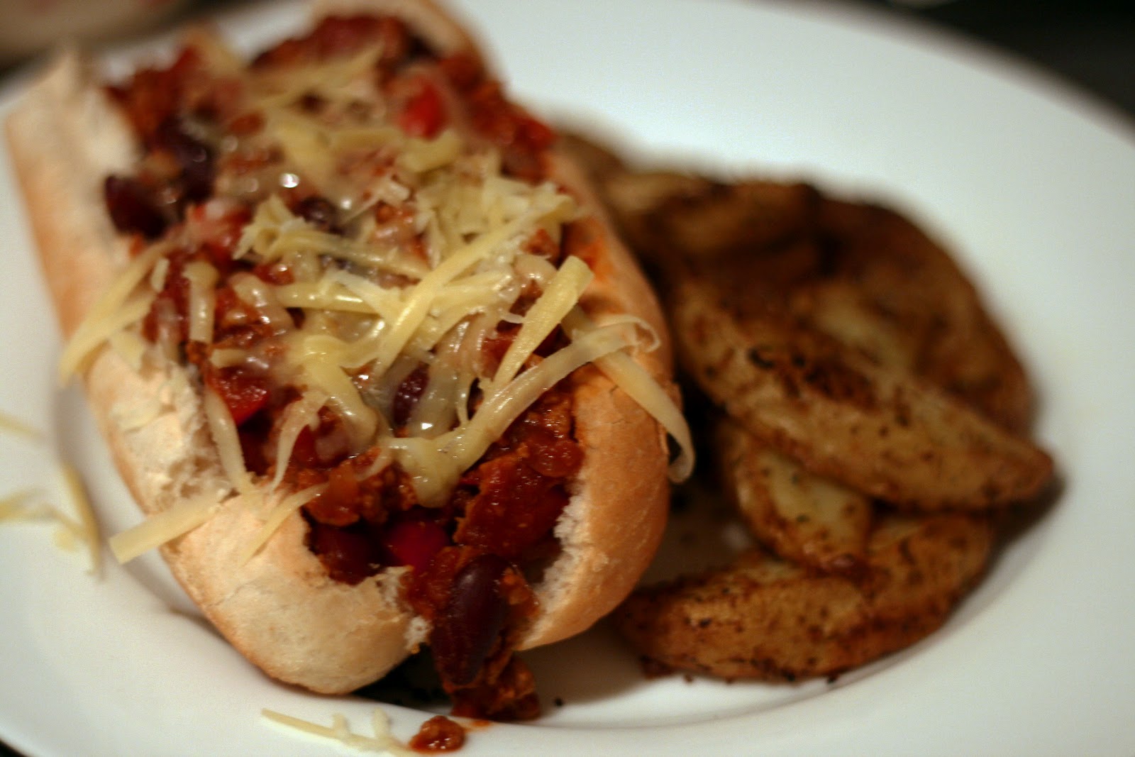 Chili Cheese Dog ~ Hef's kitchen