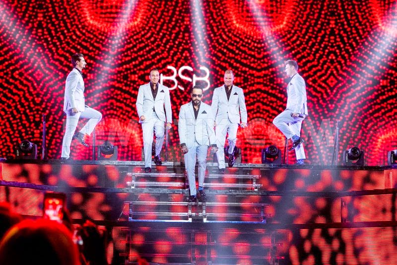 Radio-bsb: Soundcheck + Show + After Party: BSB en Edmonton