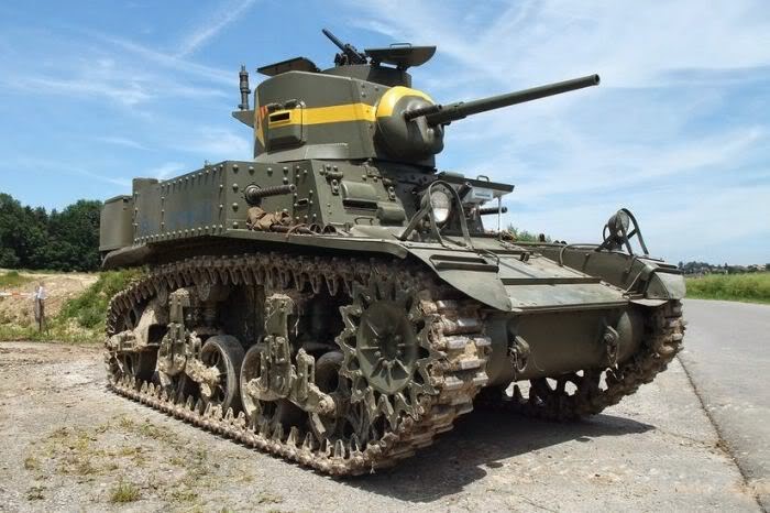 Armour force / Panssaroitu voima : M3 Light